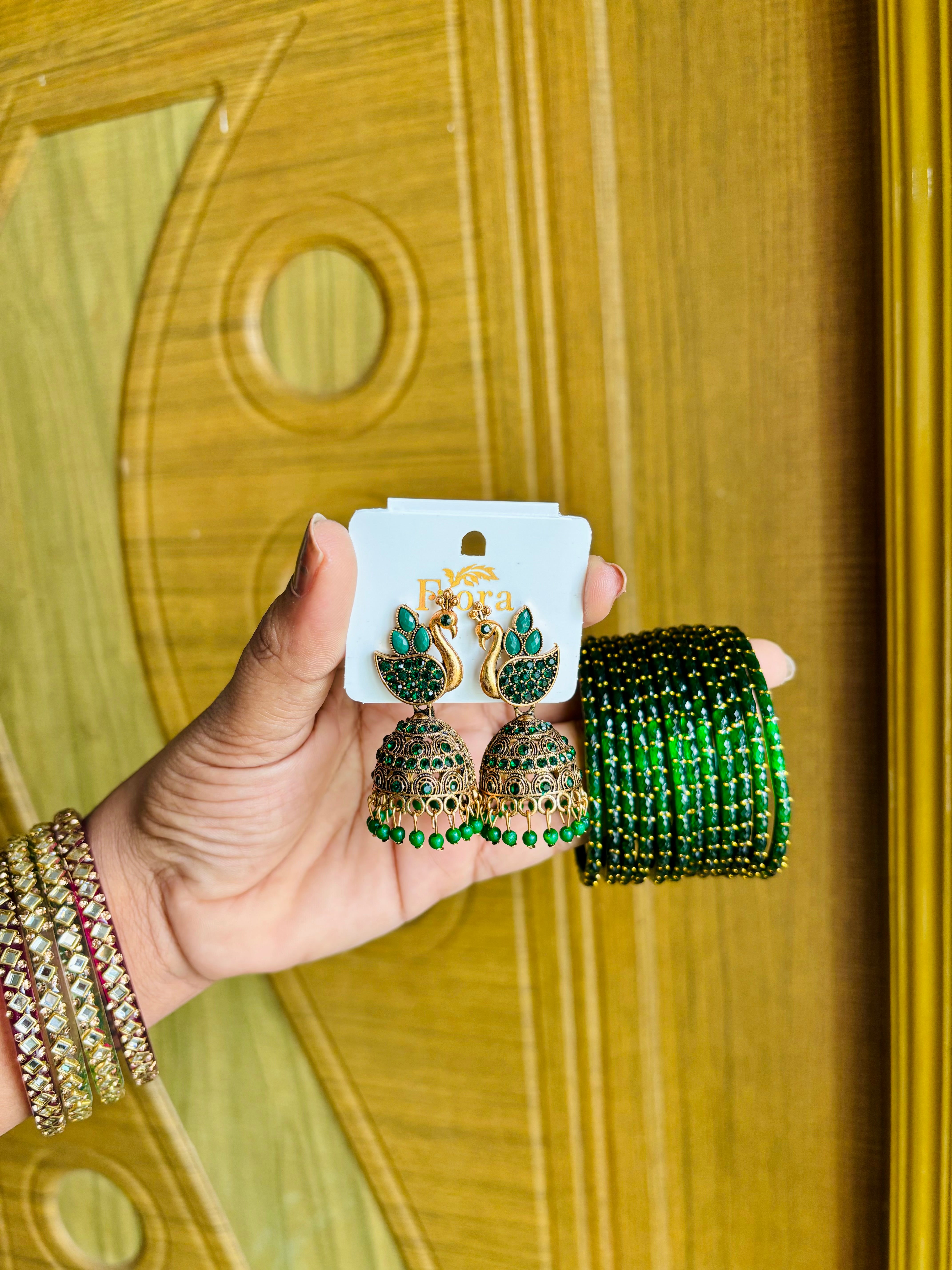 Peacock green combo – Laksha Bangles